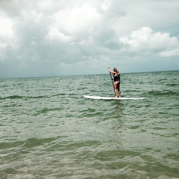 The Weekly SwEATS: Vacation Victory | Preppy Runner - Theodora Blanchfield